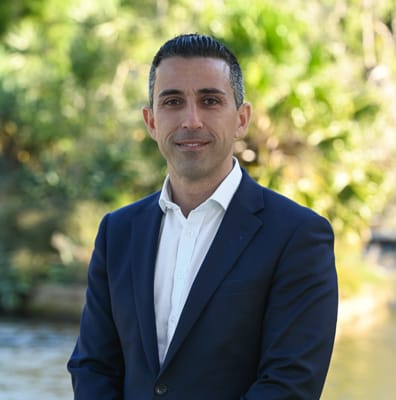 Alex Hezari — Taylor Nicholas